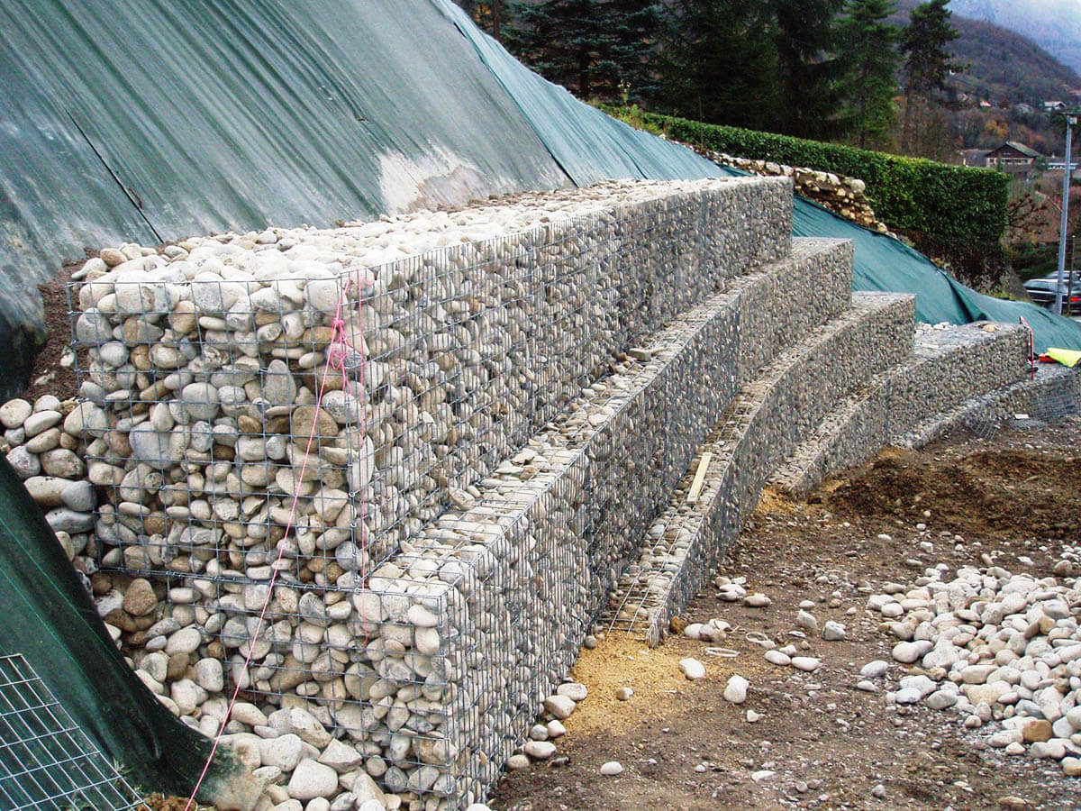 Mur en gabion, amenagements paysagers - GIRAUDON TRAVAUX PUBLICS